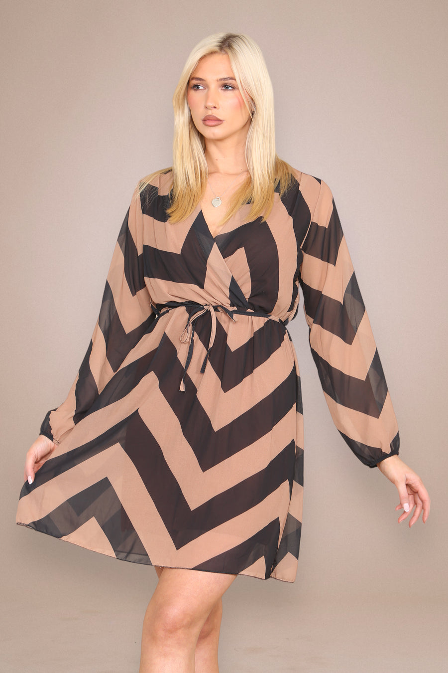 DRESSES – Page 2 – KURT MULLER WHOLESALE